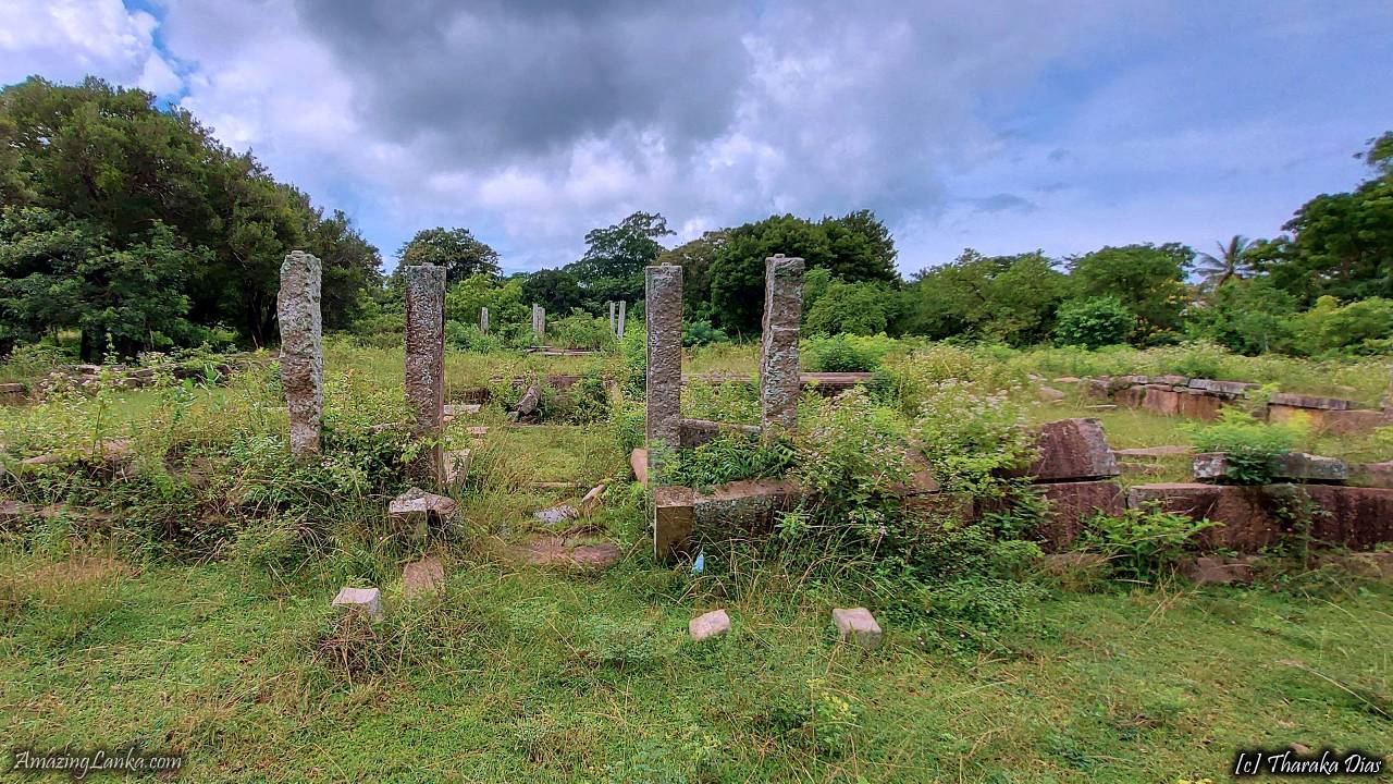 Western Monastery "G" in Anuradhapura | AmazingLanka.com