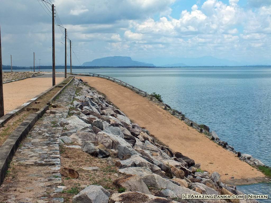 Maduru Oya Ancient Sluice | AmazingLanka.com
