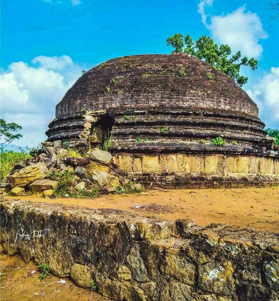 තලගුණේ වෙහෙර පුරාවිද්‍යා ස්ථානය | AmazingLanka.com