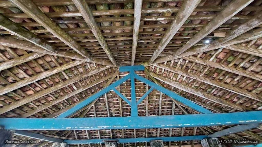 Yakkalamulla Polpagoda Ambalama | AmazingLanka.com