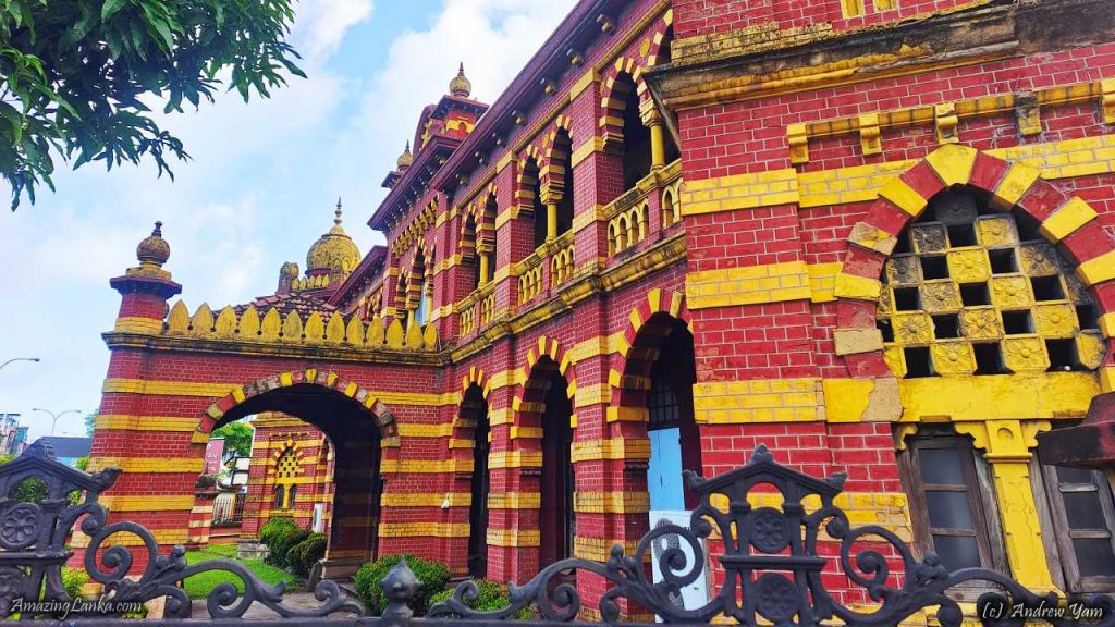 Victoria Memorial Eye Hospital in Colombo | AmazingLanka.com