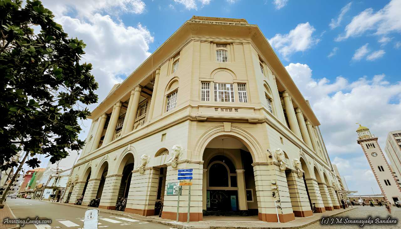 Historic Chartered Bank Building | AmazingLanka.com