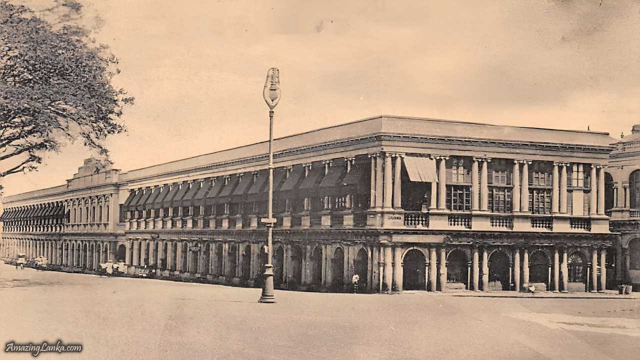 Historic Republic Building in Colombo | AmazingLanka.com